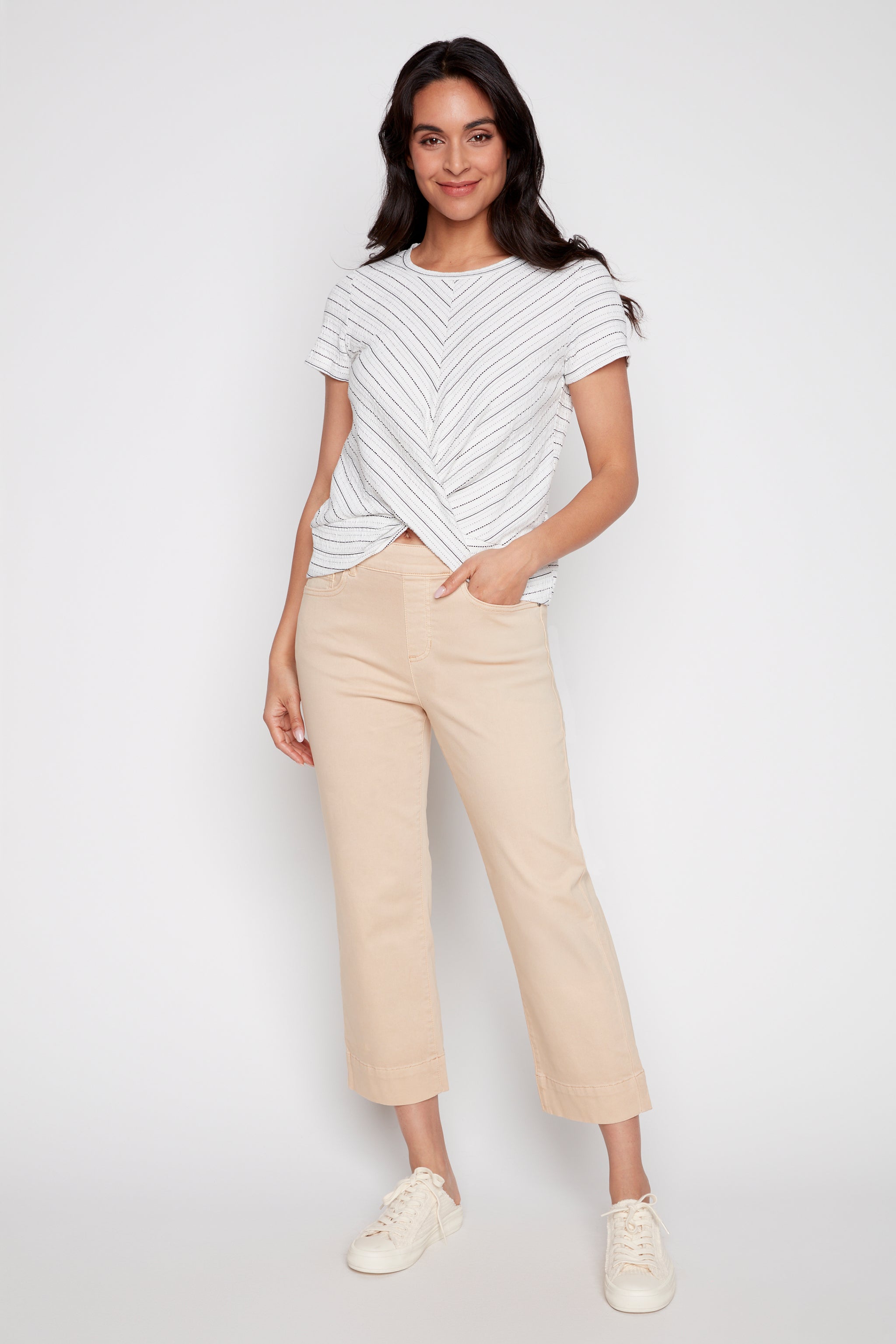 Flare leg colored denim capri